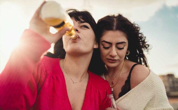 10 Signs You are Outgrowing Your Friends - Amora V LIfestyle